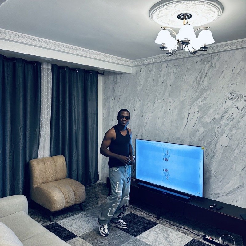 Mr Simple(@mr_simple237) | เรื่องราว Snapchat ตลอดจน Spotlight และเลนส์