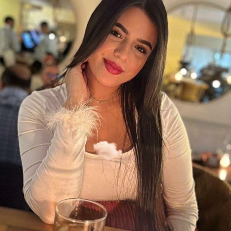 𝙇𝙤𝙪𝙗𝙣𝙖🥀 (@mraabett) | Snapchat Stories, Spotlight & Lenses