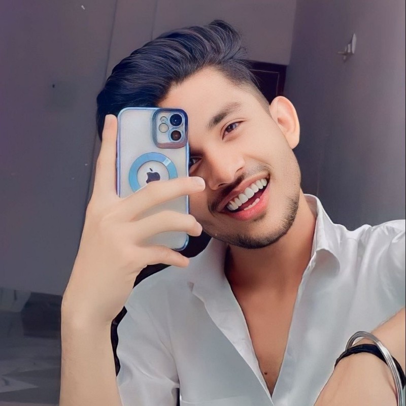 Mr_sallu_01 (@mrsallu4248) | Snapchat Stories, Spotlight & Lenses