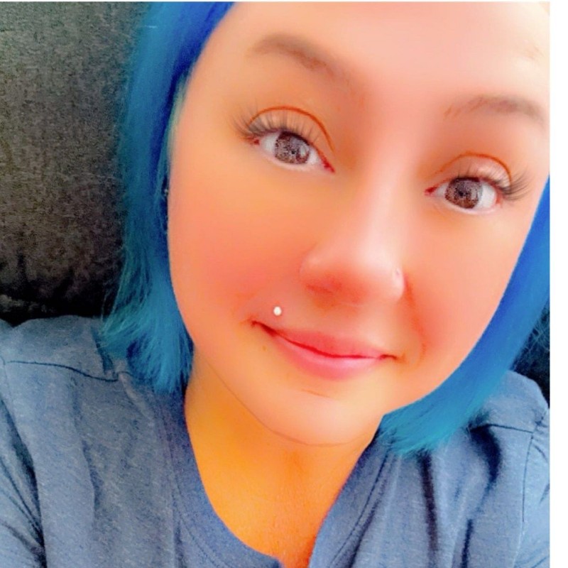 💜💕MrsClutch💕💜 (@mrsclutch80) | Snapchat Stories, Spotlight & Lenses