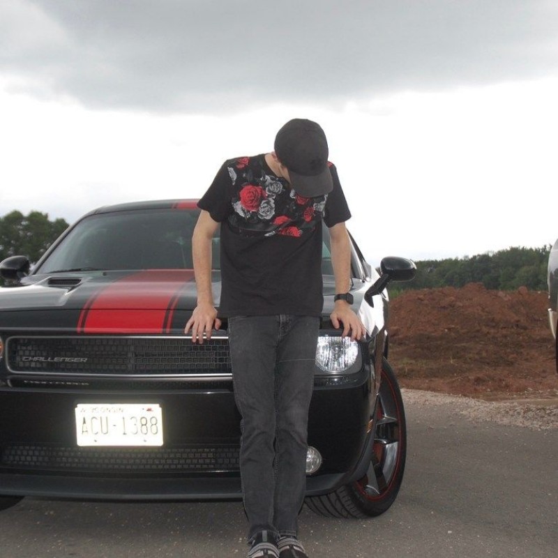 Ian (@mrspeeds) | Snapchat Stories, Spotlight & Lenses