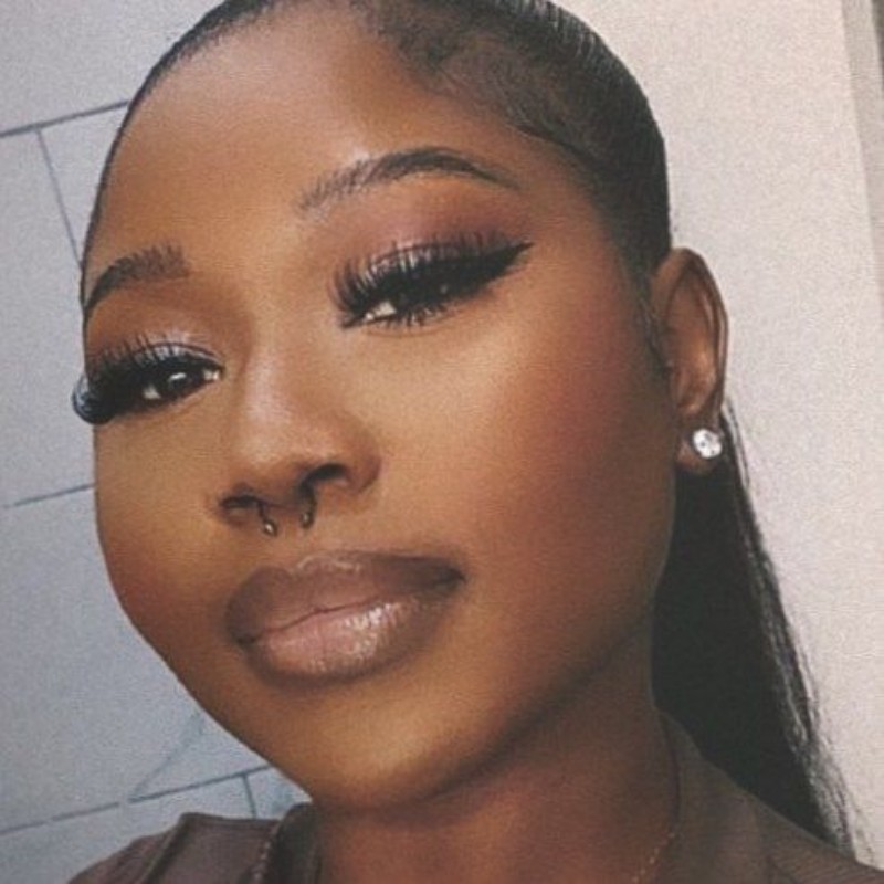 MsRenee🤍🍂 (@ms.renee) | Snapchat Stories, Spotlight & Lenses