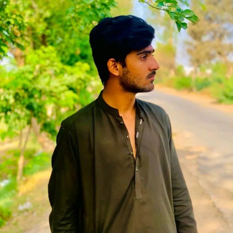 Mujeeb Shah (@mujeeb1234560) | Snapchat Stories, Spotlight & Lenses