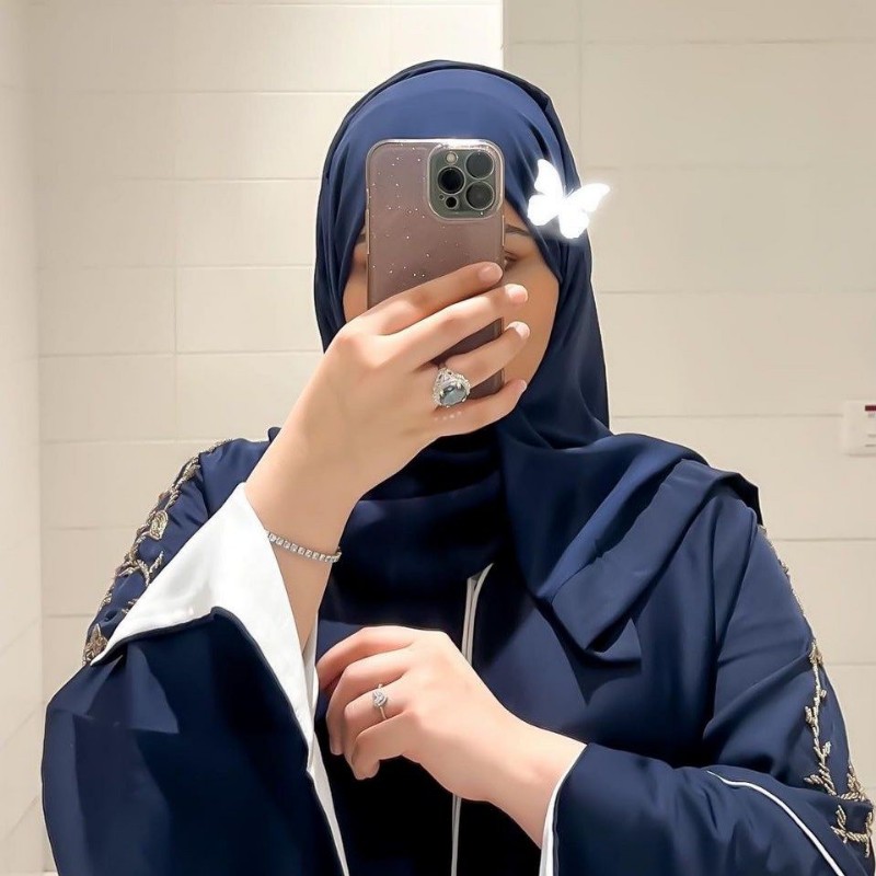 Muneera منيرة 🇦🇪 (@muneera_rehma23) | Snapchat Stories, Spotlight & Lenses