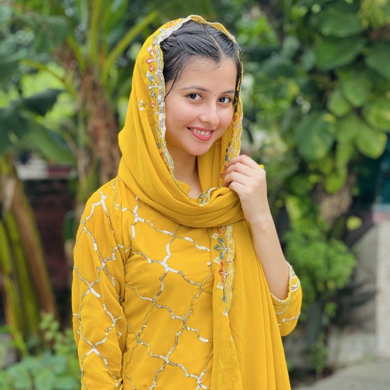 Muskan (@muskan.rajput1) | Snapchat Stories, Spotlight & Lenses