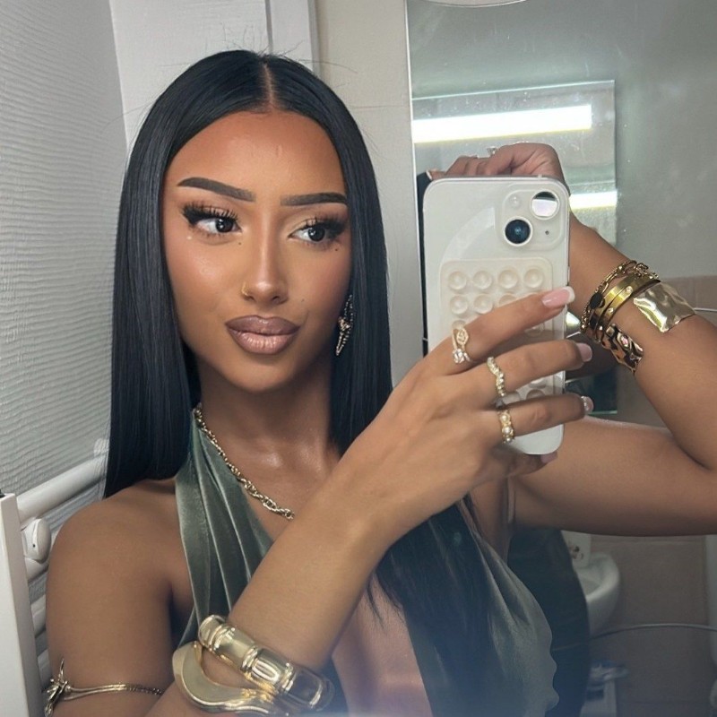 𝐌𝐲𝐦𝐲🌸 (@mymyoffs) | Snapchat Stories, Spotlight & Lenses