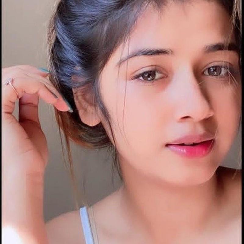 Shifa Ansari (@mynameisarf2526) | Snapchat Stories, Spotlight & Lenses