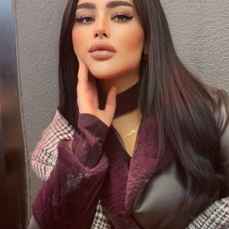 Queen 👑 Nounou 🌹 (@n_nounou1019) | Snapchat Stories, Spotlight & Lenses