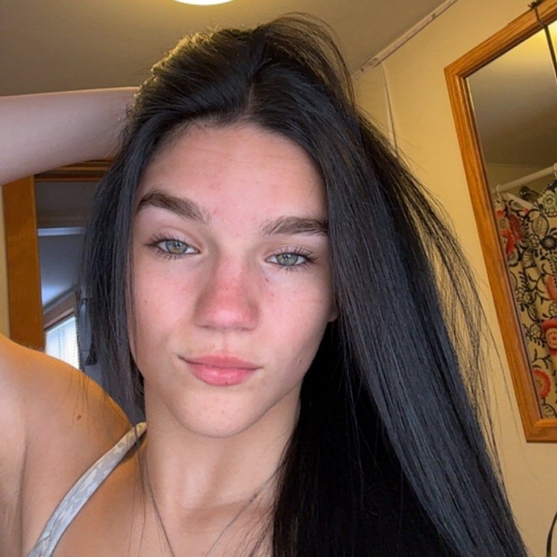 Natalie ⚡️🌵🇺🇸 (@n_wiggs22) | Snapchat Stories, Spotlight & Lenses