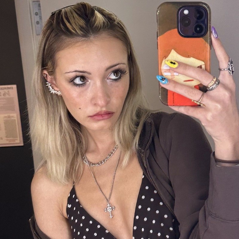 𝐧𝐚𝐝𝐢𝐚 𝐟𝐫𝐞𝐢𝐭𝐚𝐠 (@nad178) | Snapchat Stories, Spotlight & Lenses