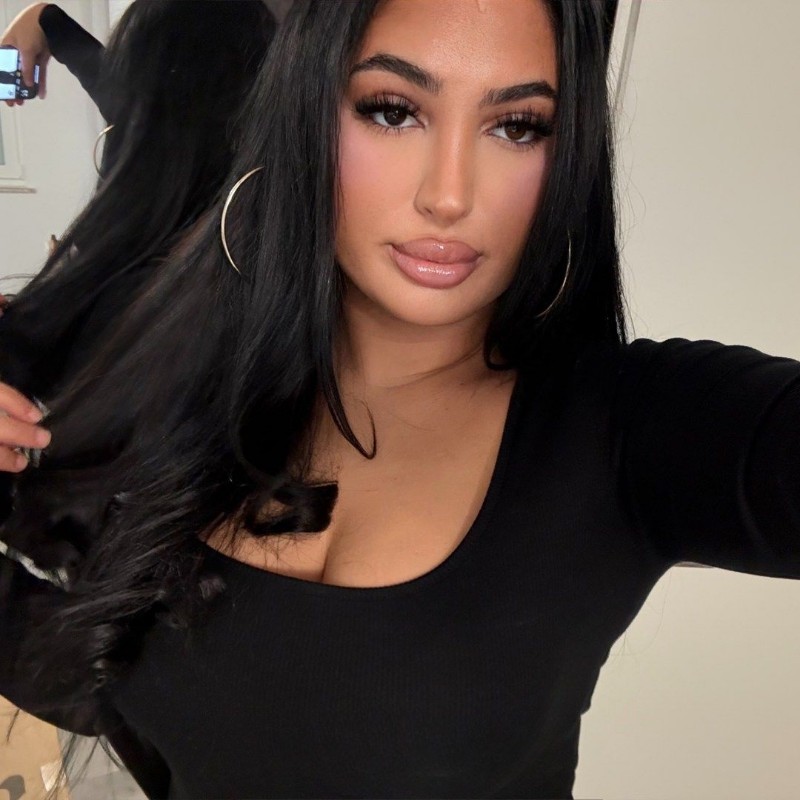 Nadîn (@nadin.46) | Snapchat Stories, Spotlight & Lenses