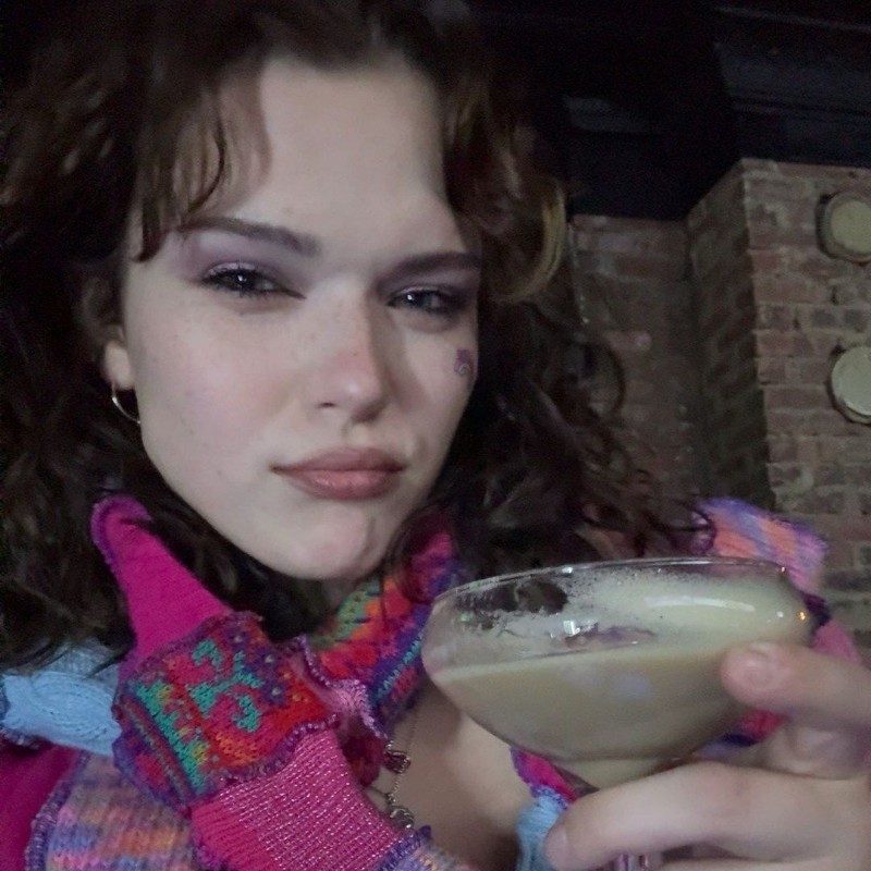 nadine r (@nadinerouba) | Snapchat Stories, Spotlight & Lenses