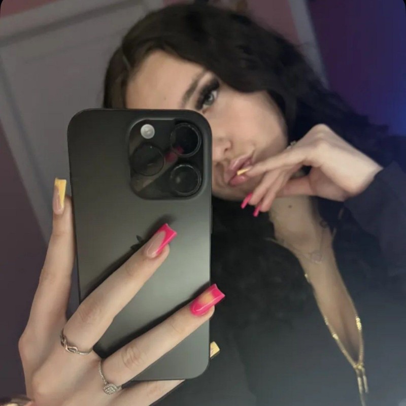 princess vaeh 🫶🏼 (@naenae_500) | Snapchat Stories, Spotlight & Lenses