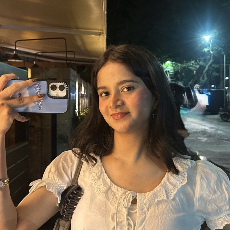 Naina Badade (@naina_badade) | Snapchat Stories, Spotlight and Lenses