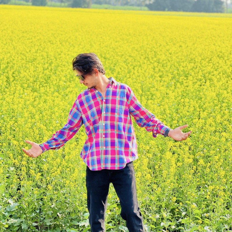 Najim Malick (@najim_malick25) | Snapchat Stories, Spotlight & Lenses