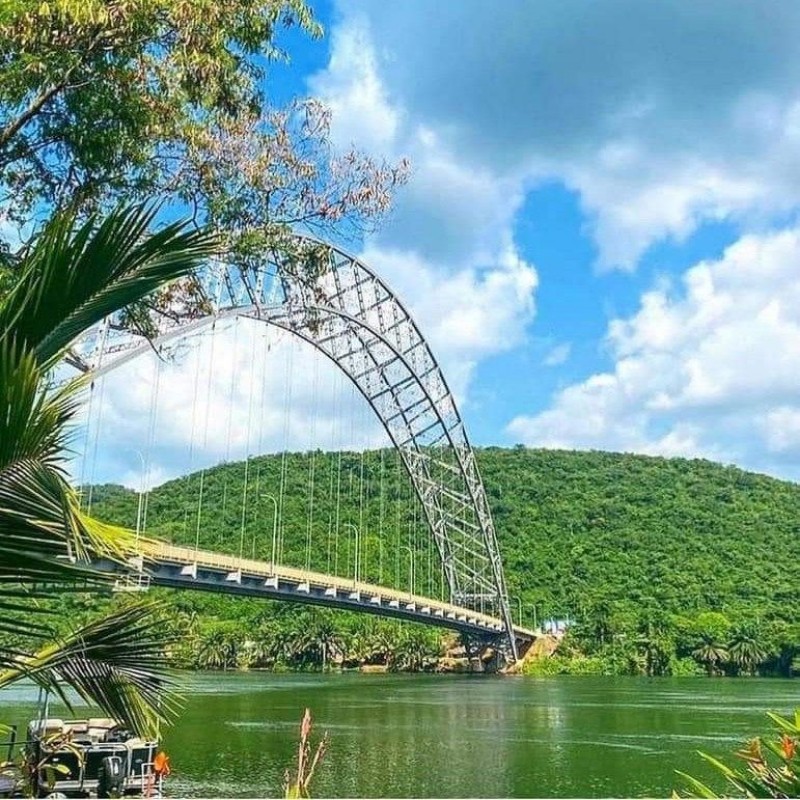 Nana Yaw (@nanayaw.berry) | Snapchat Stories, Spotlight & Lenses