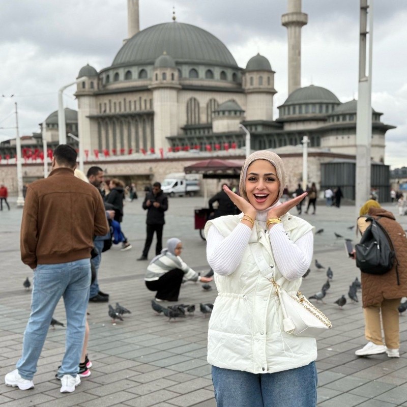 Nancy Al Hamarneh (@nancy_majed2021) | Snapchat Stories, Spotlight & Lenses