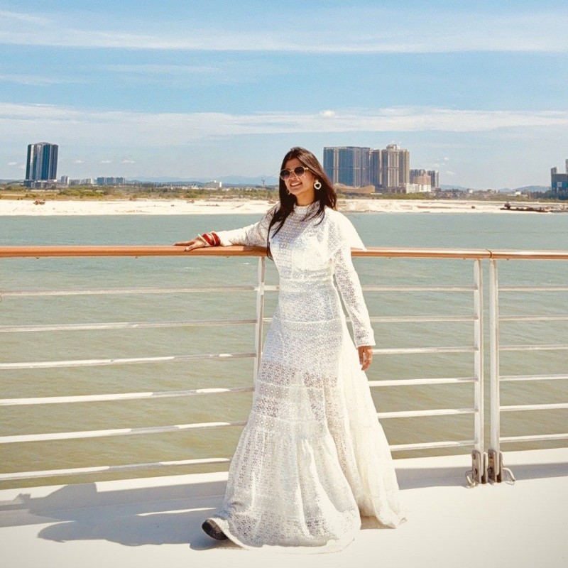 Nancy Goyal (@nancygoyaloffic) | Snapchat Stories, Spotlight & Lenses