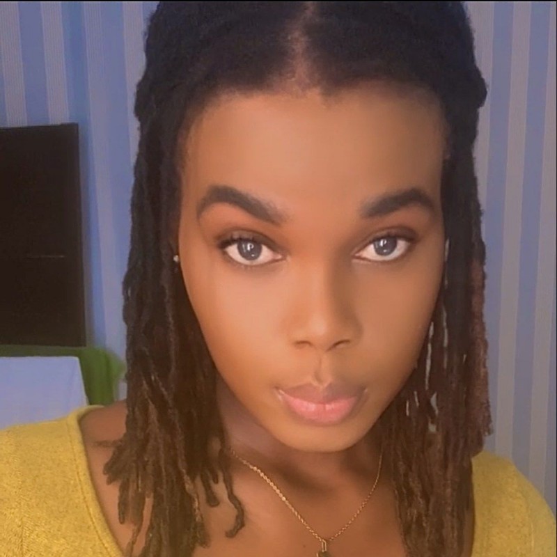 Naomi Kouassi (@naomi_k2341) | Snapchat Stories, Spotlight & Lenses