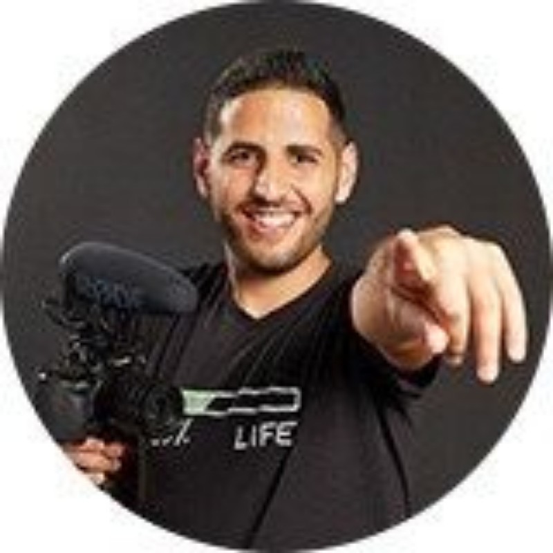 Nas Daily (@nasdaily) | Snapchat Stories, Spotlight & Lenses