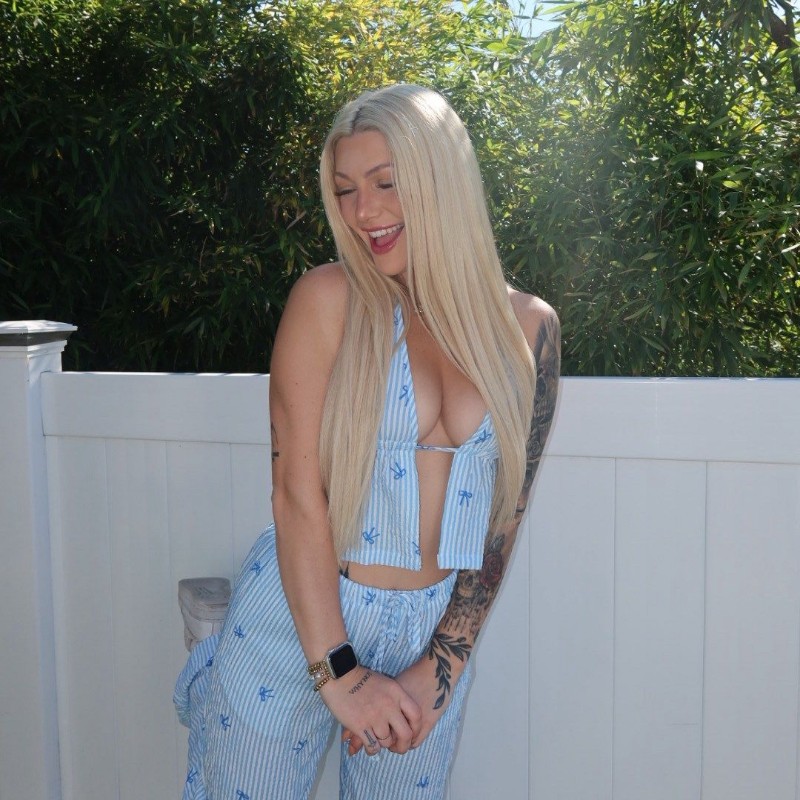Natalia (@natalia516) | Snapchat Stories, Spotlight & Lenses
