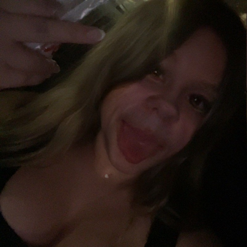 🎄🤍𝒩𝒶𝓉🤍🎄 (@natalie_davis82) | Snapchat Stories, Spotlight & Lenses