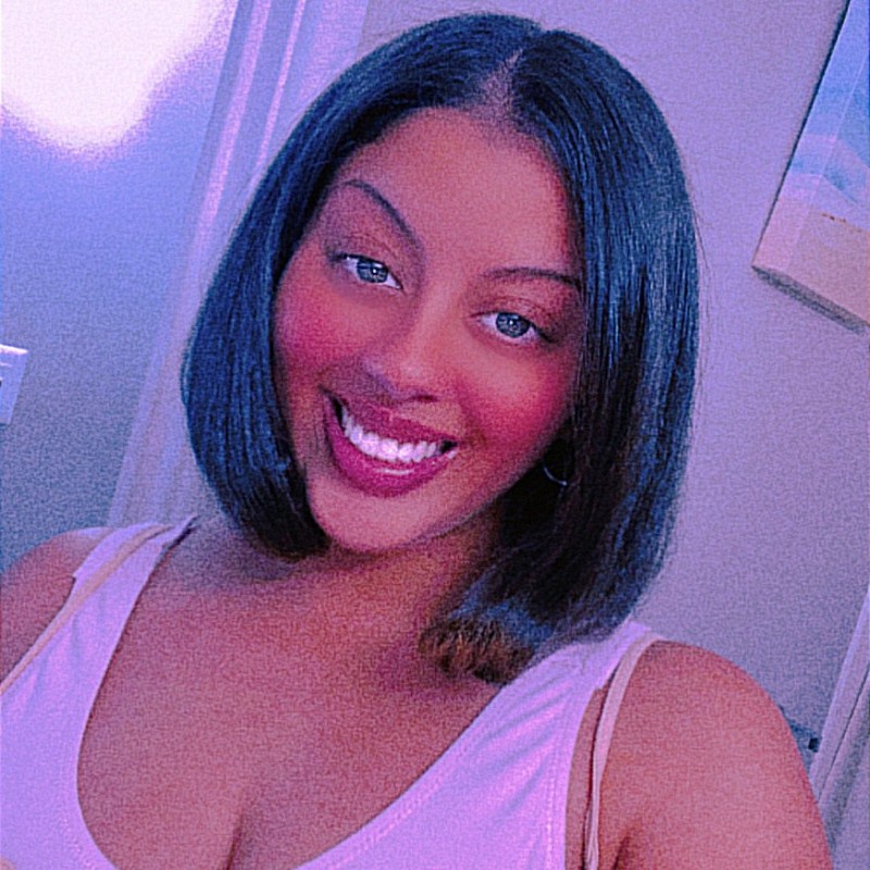 Curly Phill 🖤 (@natalie_san27) | Historias de Snapchat, Spotlight y Lentes