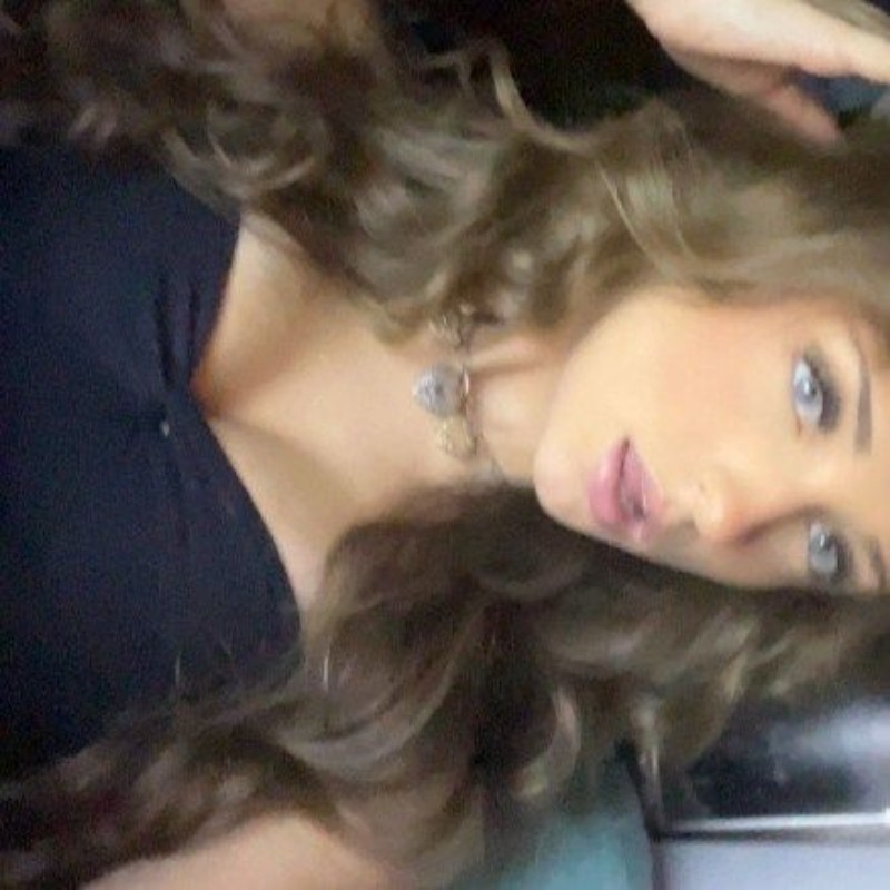 natalie (@nataliebuss) | Snapchat Stories, Spotlight & Lenses