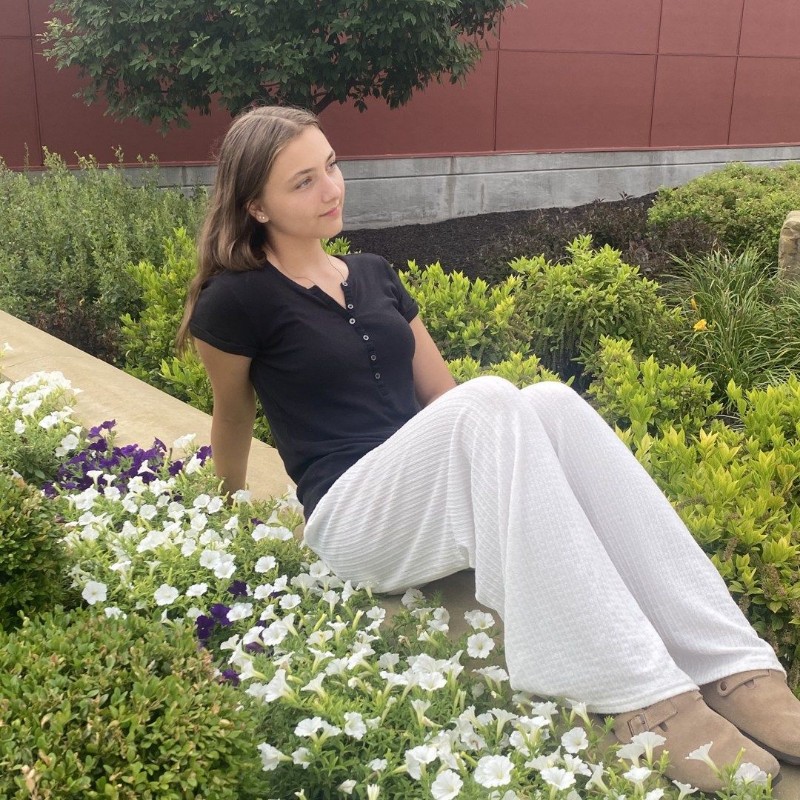 Natalie S (alt) (@nataliesc-alt) | Snapchat Stories, Spotlight & Lenses