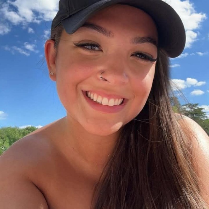 Natasha Marez (@natashamarez) | Snapchat Stories, Spotlight & Lenses