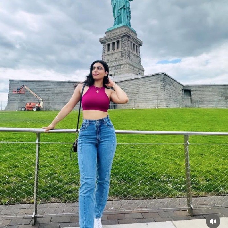 Navleen Kaur (@navleenk1087) | Snapchat Stories, Spotlight & Lenses