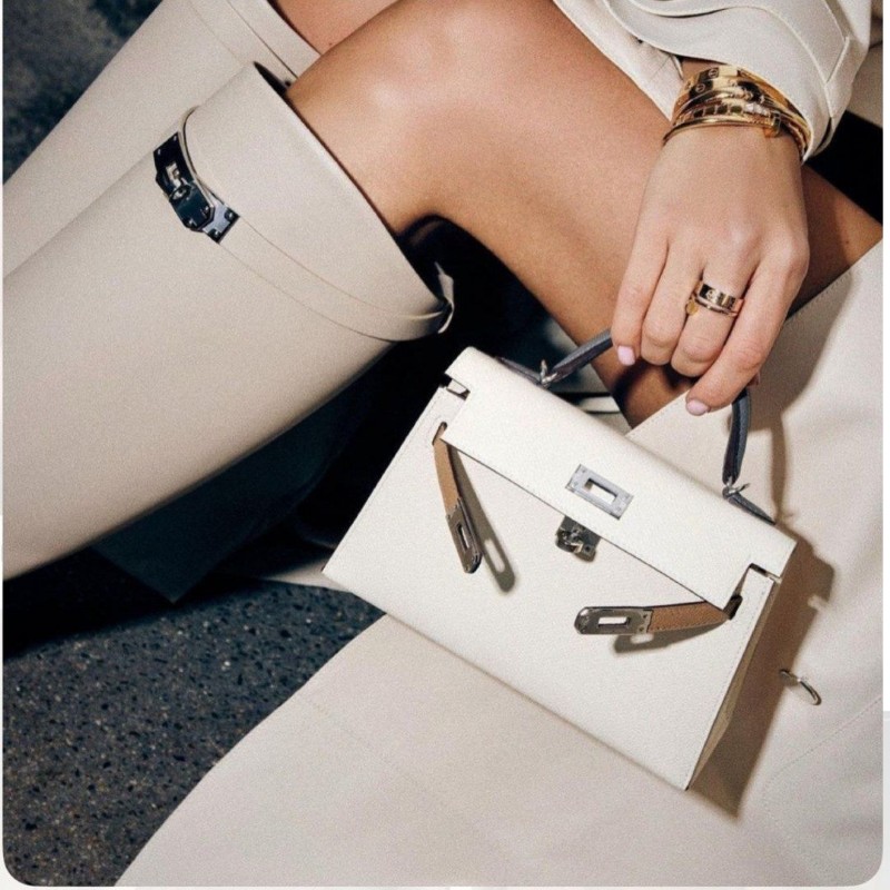 Nay Bag 👜👛 (@nay-bag) | Snapchat Stories, Spotlight & Lenses