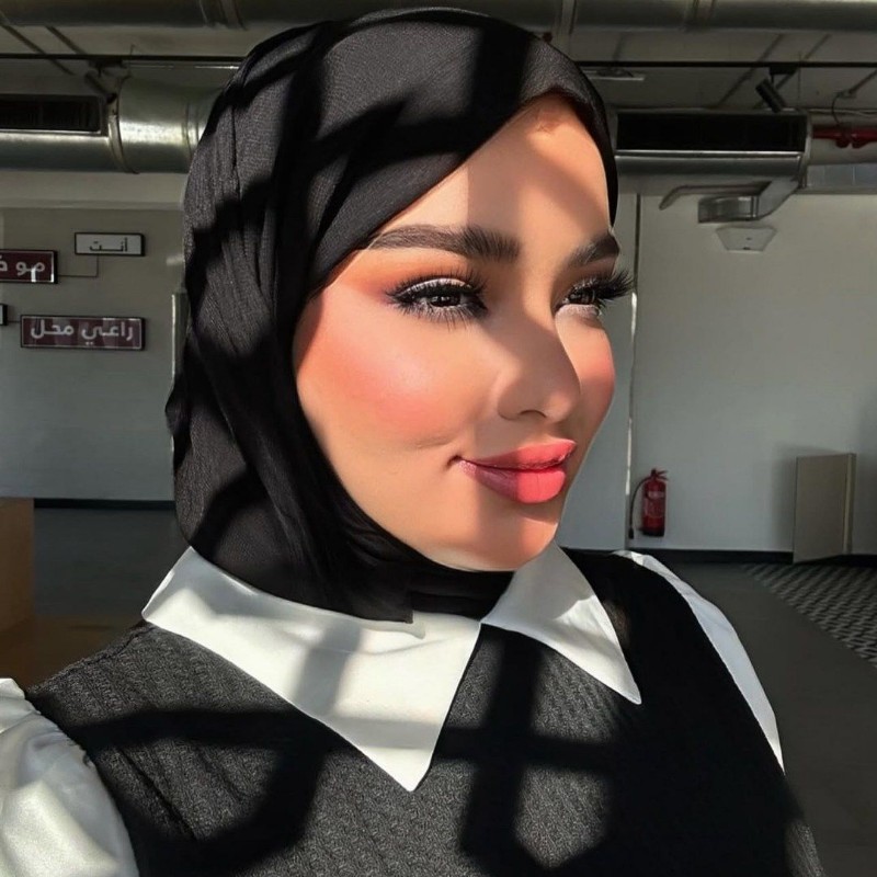 Nedaa💄 (@nedaa.mua) | Snapchat Stories, Spotlight & Lenses