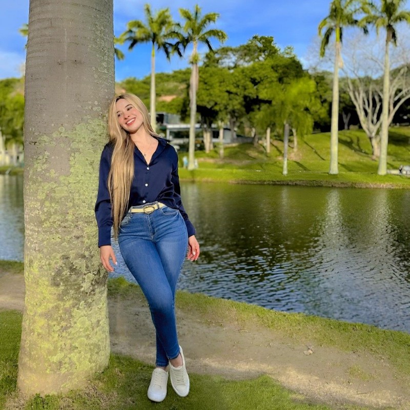 Nivooo Rayhani 🇯🇴🇺🇸 (@nevinnevin3247) | Snapchat Stories, Spotlight ...