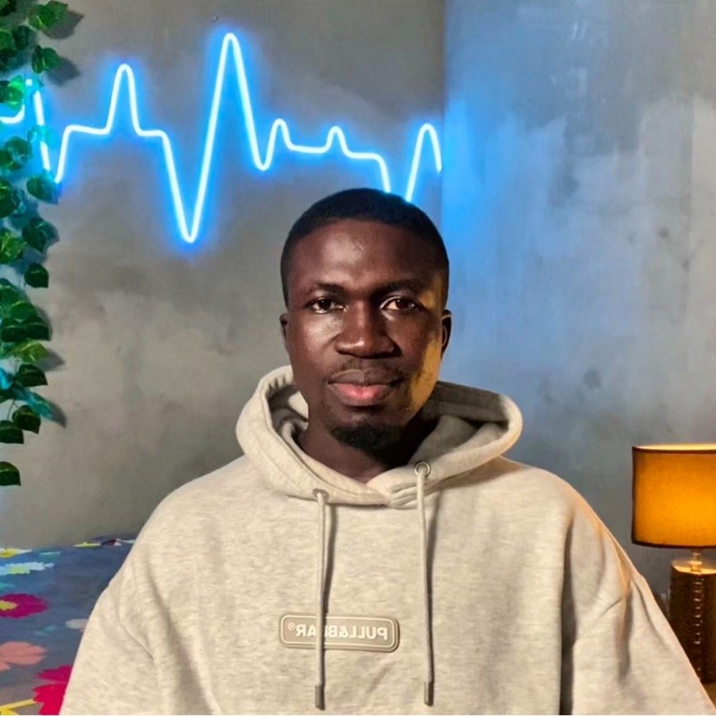 News Uncle (@newsuncle) | Snapchat Stories, Spotlight & Lenses