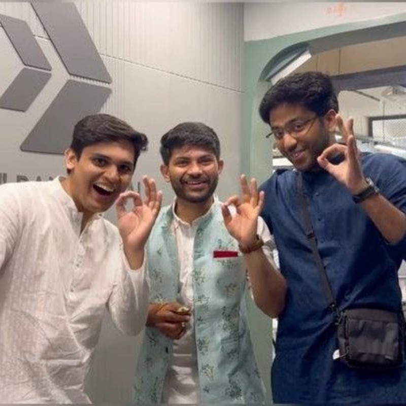 Next Toppers Era (@next_topperera) | Snapchat Stories, Spotlight & Lenses