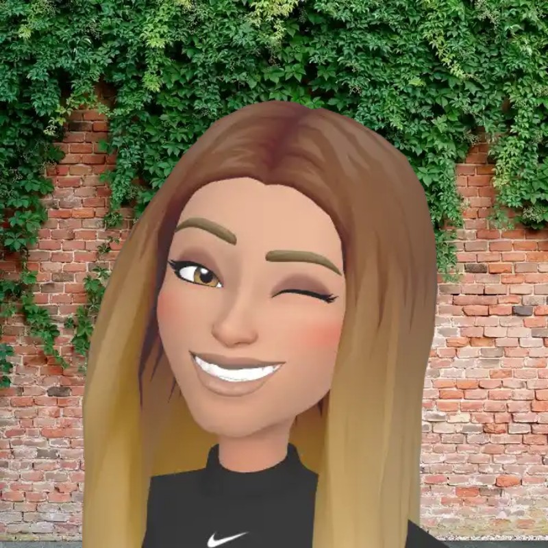 Nicole Breece (@nicole_breezyy) | Snapchat Stories, Spotlight & Lenses