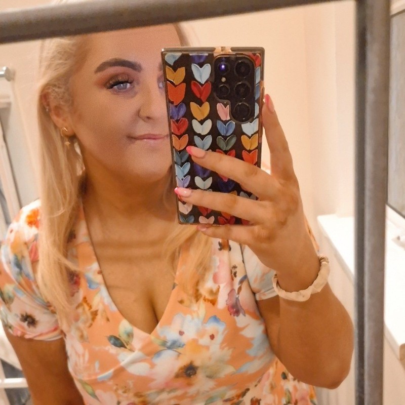 Nicole 🌸🇮🇪 (@nicolecmxz) | Snapchat Stories, Spotlight & Lenses