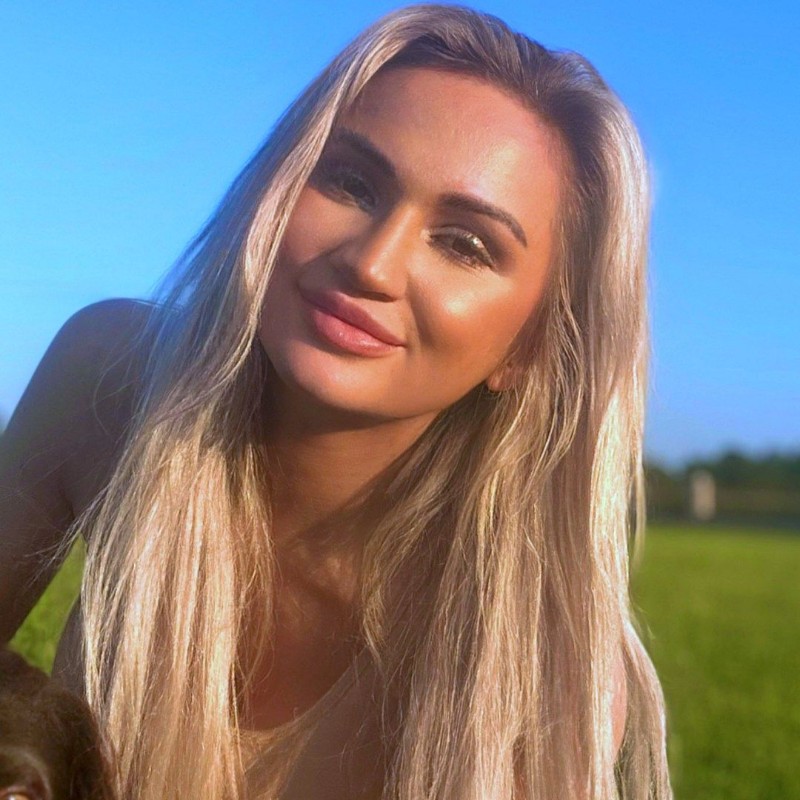 Nicole🌞 (@nicolehannah_07) | Snapchat Stories, Spotlight & Lenses