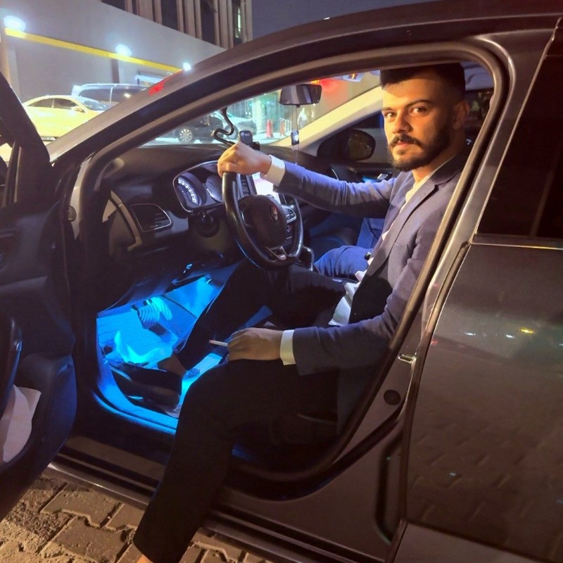 Nidal Khalil (@nidal_khalil99) | القصص ومنصّة "الأضواء" وعدسات Lens في سناب شات