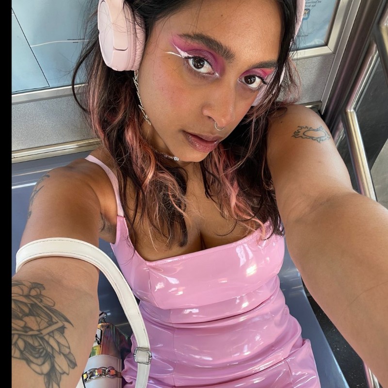 Nikita Dumptruck (@nikitadumptruck) | Snapchat Stories, Spotlight & Lenses