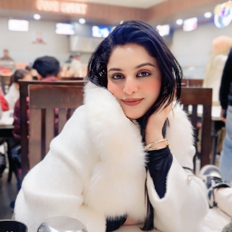 Nikita Mehta🇨🇦 (@nikitarana789) | Snapchat Stories, Spotlight & Lenses