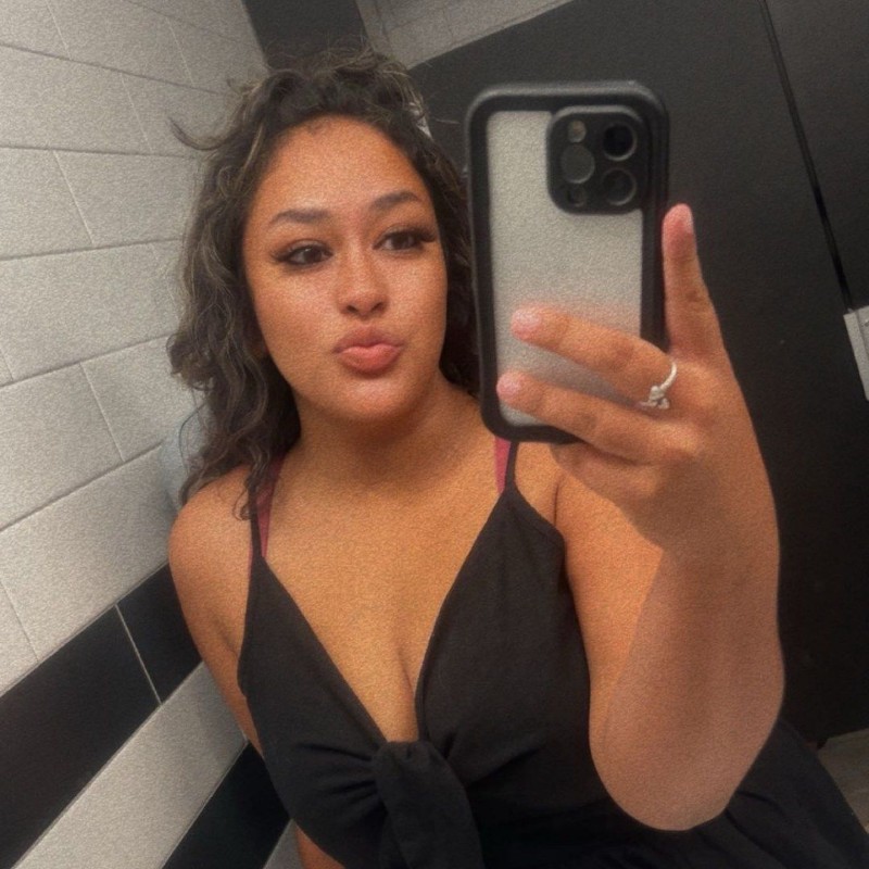 Nikki💕 (@nikki_w22) | Snapchat Stories, Spotlight & Lenses