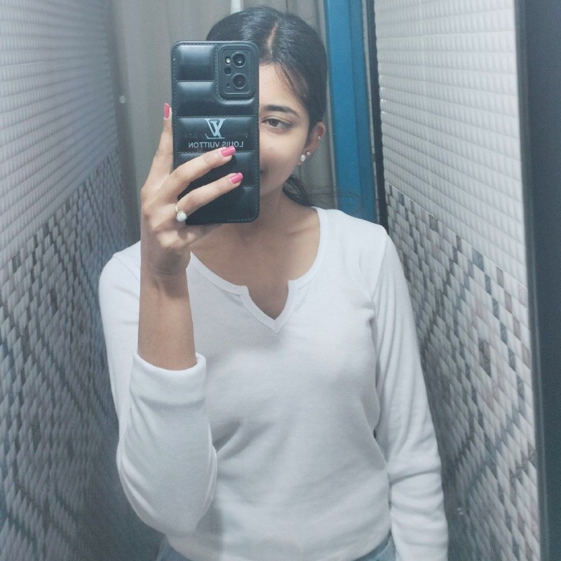 Hêyy Ñîkî >💟☘️ (@nikkibijalwan) | Snapchat Stories, Spotlight & Lenses