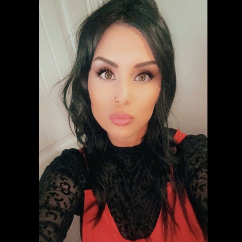 Nikki (@nikkid_1203) | Snapchat Stories, Spotlight & Lenses