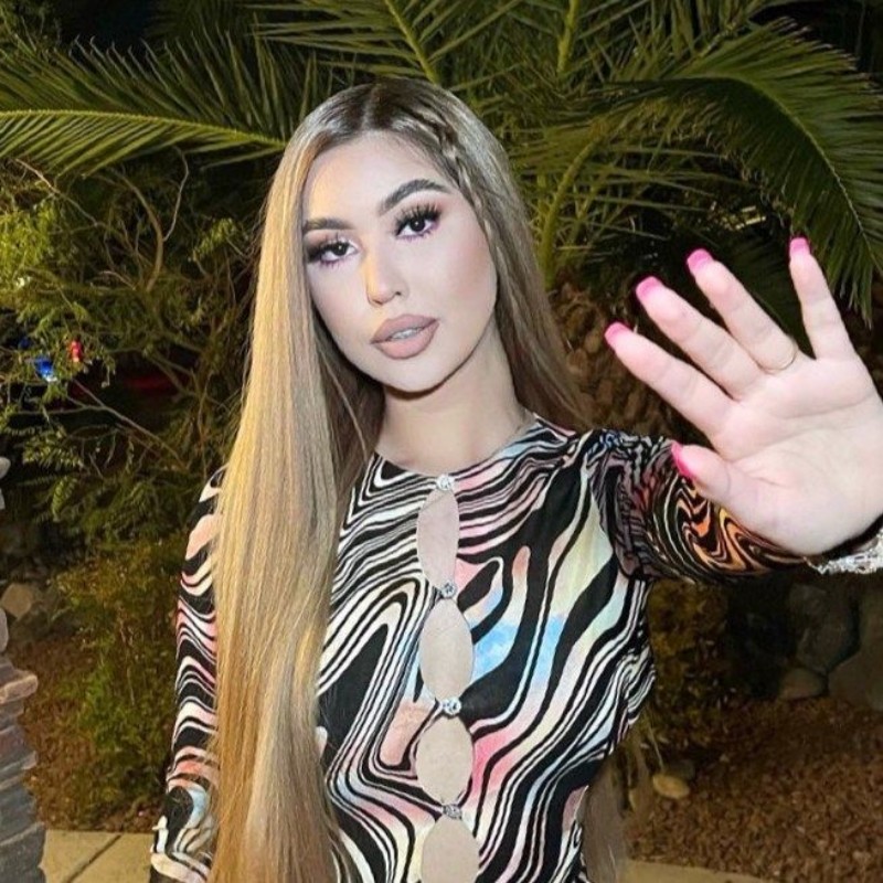 Nikki🎀 (@nikkivvaladez) | Snapchat Stories, Spotlight & Lenses