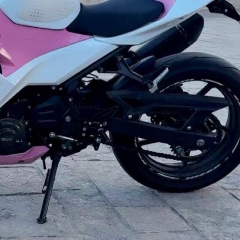 Narmeen Lash👀🌸🏍️ (@nmna_mn2098) | Snapchat Stories, Spotlight & Lenses