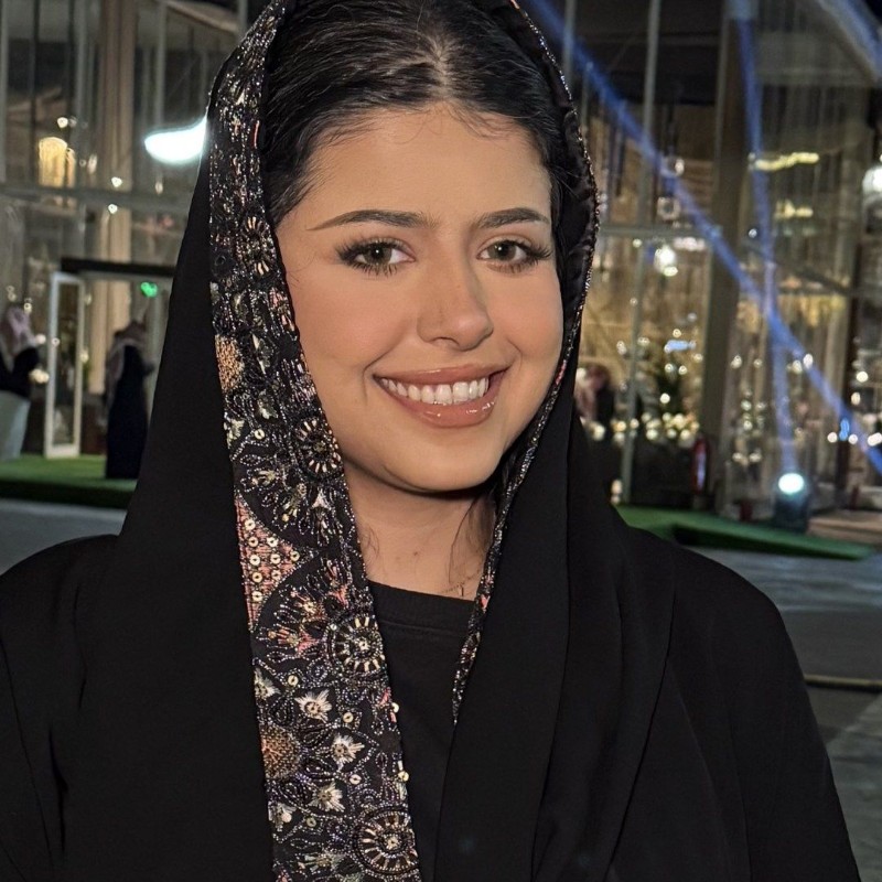 نورة اللي ماعندها خوات (@nora_aaqq) | Snapchat Stories, Spotlight & Lenses