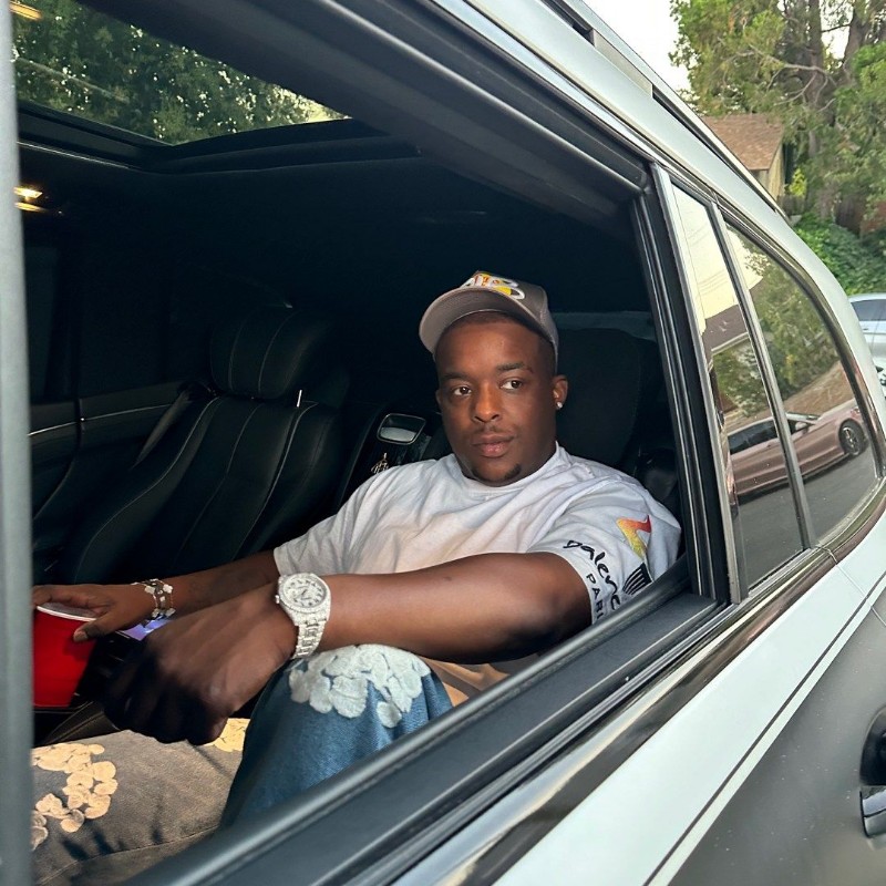 DuB (@notquitelikedub) | Snapchat Stories, Spotlight & Lenses