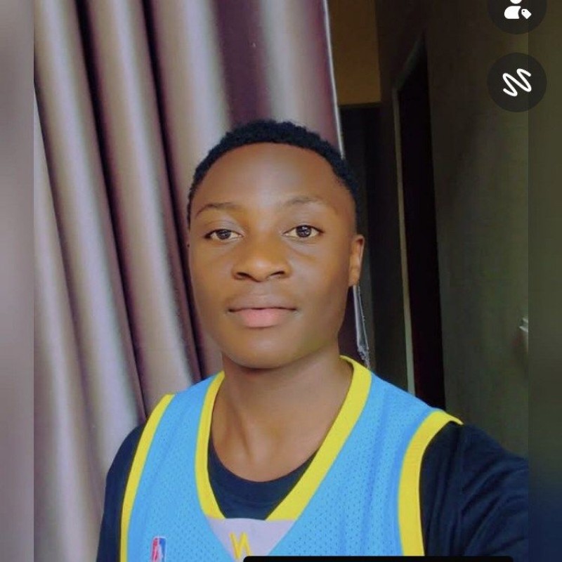 Nouria Mwamba (@nouria_mwamba24) | Snapchat Stories, Spotlight & Lenses